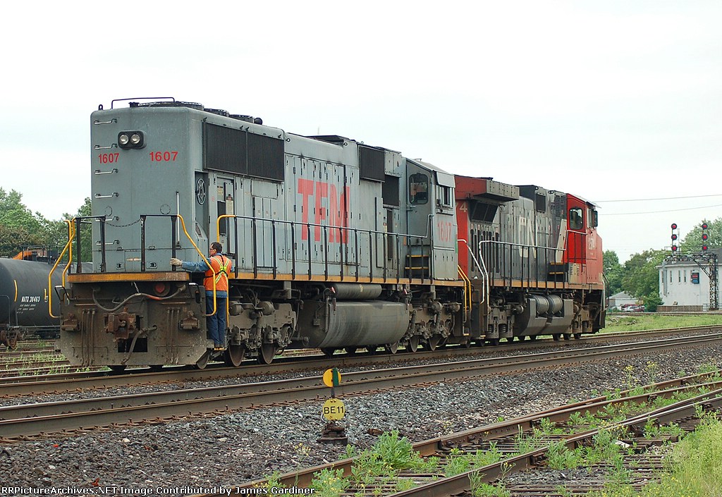CN 394